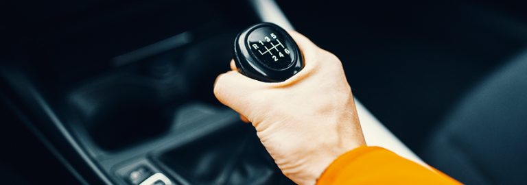 A Complete Guide to Automotive Lubricants: Types, Uses, Features, Benefits